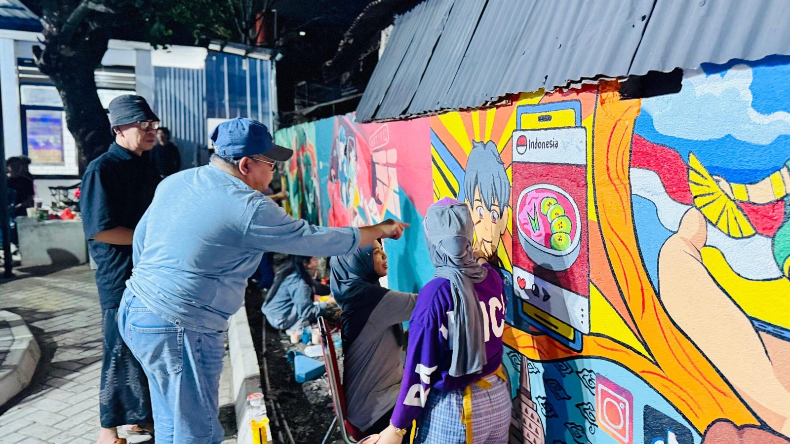 Kompetisi Mural Kolaborasi UNM dan DKSS, 25 Tim Sulap Dinding Jadi ...